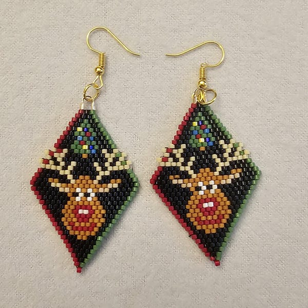 St. Patrick's Day Earrings Pattern, Four Leaf Clover, Rainbow and Pot ...