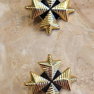 Star Trek Klingon Crest TNG Series Logo Pin Cosplay Uniform Small Size ...