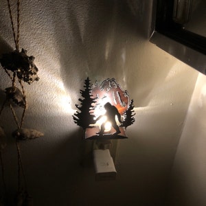 Sasquatch Bigfoot Yeti Night Light Made Out of Rusted Steel - Etsy