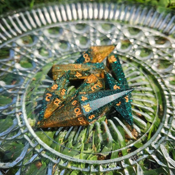 Green Crystal Dnd Dice Jade 01 / Discounted - Etsy