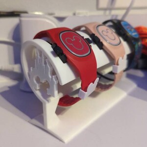 Disney Magicband & Charger Display Stand - Etsy