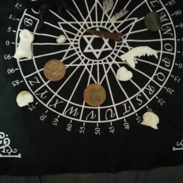 Aged Bone Set for Divination - Throwing Bones Set - Bones for Craft ...