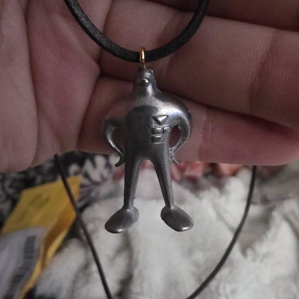 Metal Casted Earthbound Villain "starman" Resin 3D Printed Necklace ...