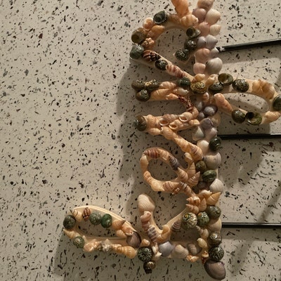 Shell Letter, Coastal Shell Name, Beach Decor, Wedding Gift - Etsy