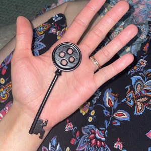 Coraline Button Key Life-size Replica - Etsy