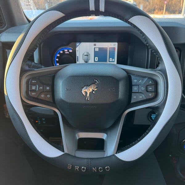 Retro Fashion Beige Brown Steering Wheel Cover,custom Text Four Seasons ...