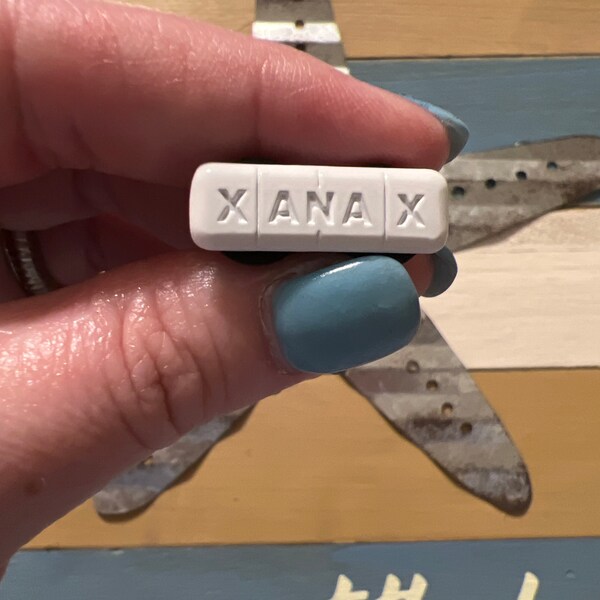 Xanny Zanny Bar Pharmacology Psychiatry Psychology Enamel Lapel Hat Pin ...