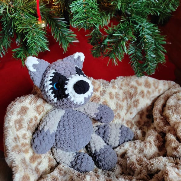 Riggs the Raccoon Crochet Pattern | Crochet Raccoon Pattern | Low Sew ...