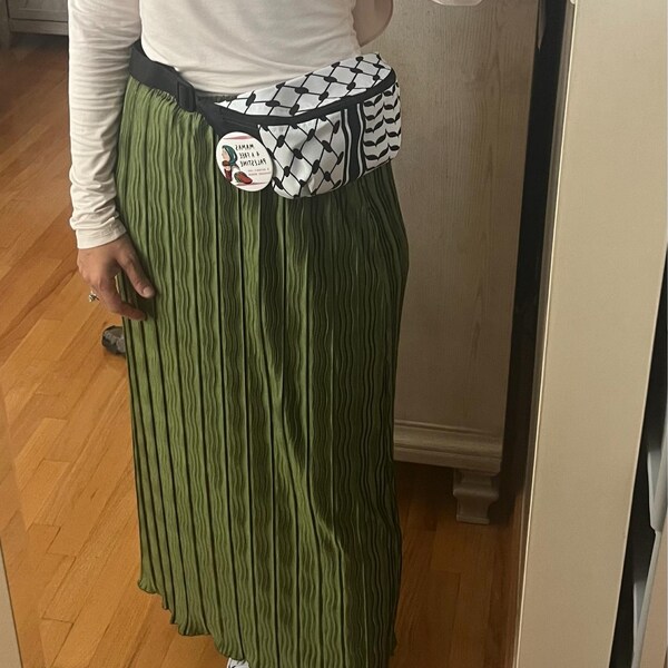 The Red Shahada Flag - Islamic Calligraphy 36×60 Inches (91.4 X 152.4 ...