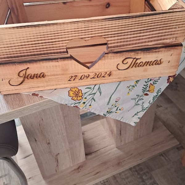 Personalisierte Holzkiste Hochzeitsgeschenk Hochzeit Geschenke für das Brautpaar Kiste ...