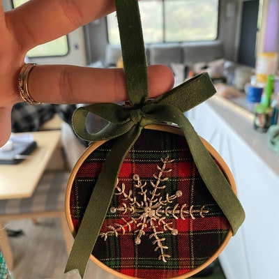 Five Snowflakes Christmas Embroidery Pattern Video Tutorial, Beginner Embroidery PDF Pattern ...