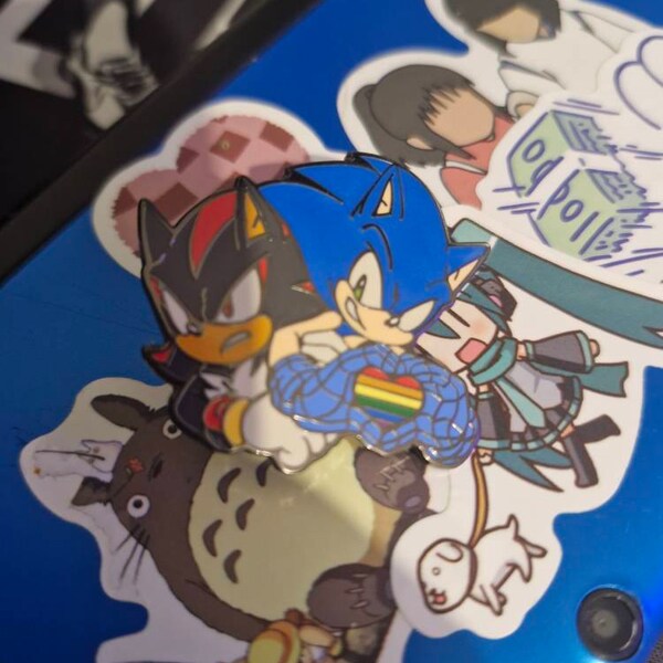 Toxic Yaoi. Sonadow, Sonicxshadow Large Metal Button Badge. - Etsy