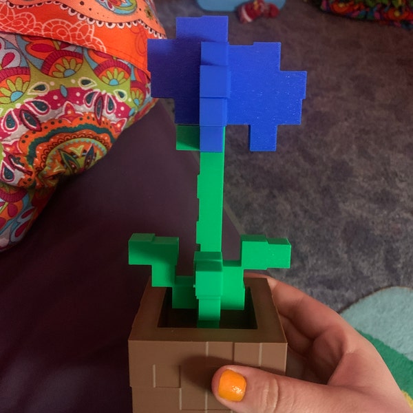 Minecraft Style Rose - Custom Colors - Desk Accessory - Gift for Gamers ...