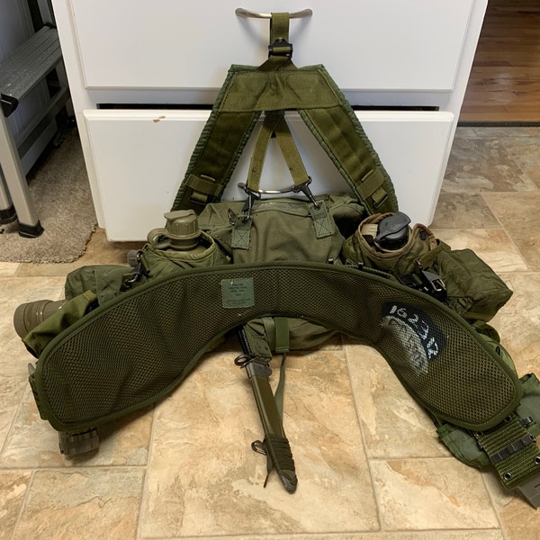 Authentic U.S Army Rifleman Set System ACU UCP Digital Camo Molle II ...