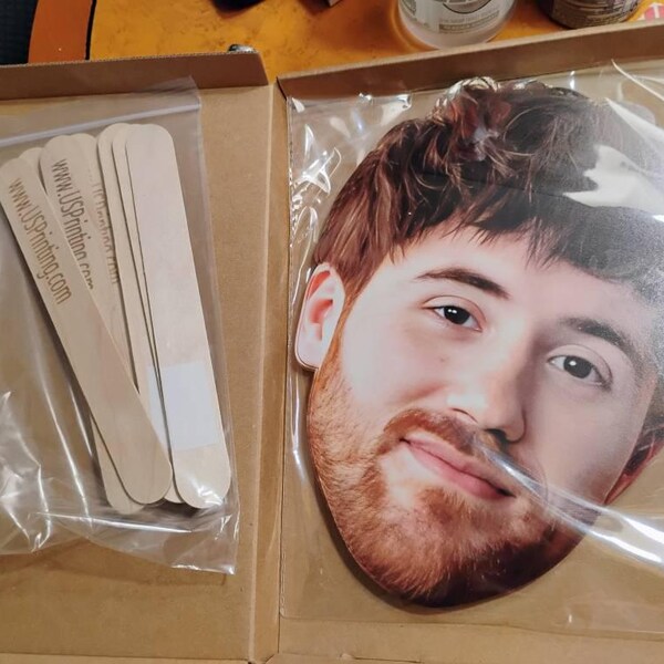 Team Yard Sign Custom Sports Team Face Cutout Outdoor Big Head Sign ...