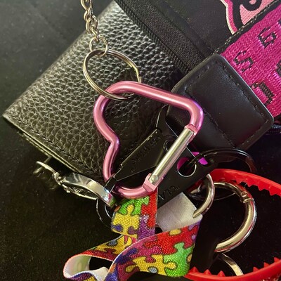 Hot Pink Heart Carabiner Key Chain - Etsy