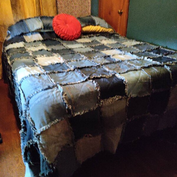 Upcycled Denim Rag Quilt Queen Size Jean Quilt - Handmade Patchwork ...