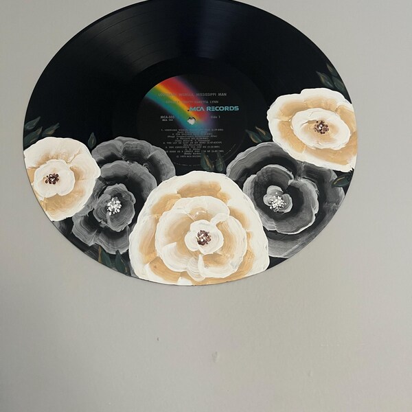 Monarch Butterflies Spiral // Custom Hand Painted Vinyl Record - Etsy