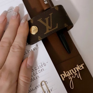 PLANNER MAGNETIC CHARM Gold & Silver Enamel Pin Metal Brooch Planner ...