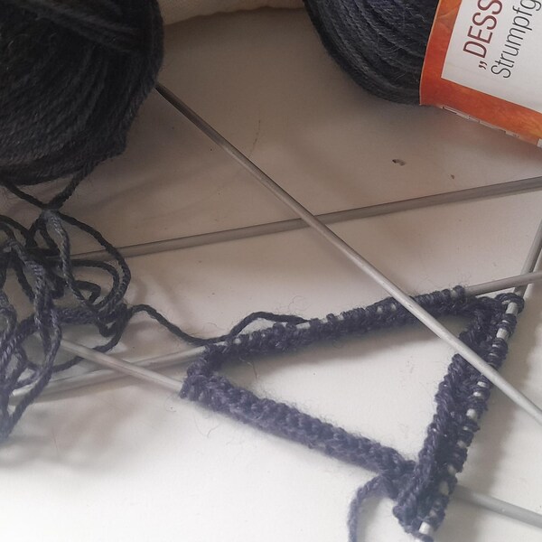 Picasso Rainbow Ice Yarns - Self-striping Fuzzy With Subtle Sheen ...