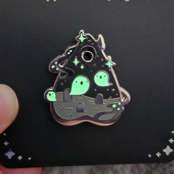 Ghost Terrorium Hard Enamel Pin | Occult | Spoopy | Terrarium ...