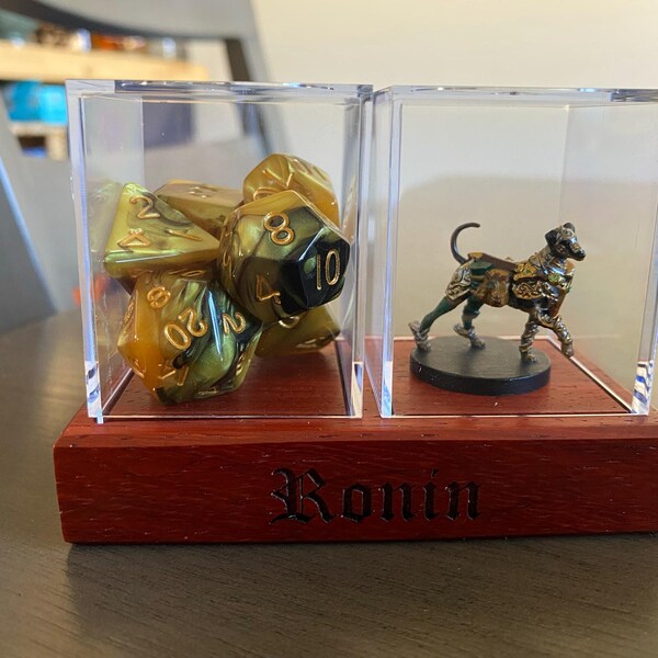 Custom DND Character Display Pedestals ~ Dnd Player Gifts ~ Dnd ...