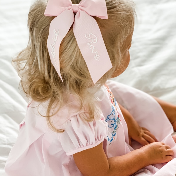 Cursive Name Hand Embroidered Bow - Etsy
