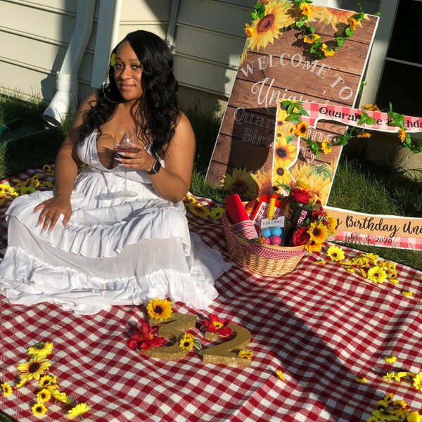 PRINTABLE BBQ Photo Booth Frame, Wedding Photo Booth, Sunflower Photo ...