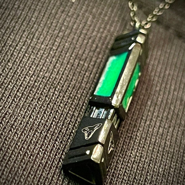 Viper Venom Vial, Glow in the Dark and Phosphorescent , Handmade/fan ...