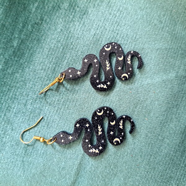 Celtic Knot With Dangling Inclusion Earrings {witchcraft, Y2k, Grunge ...