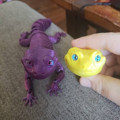 Falkor Luck Dragon Never Ending Story 80s Nostalgia Articulated Desk ...