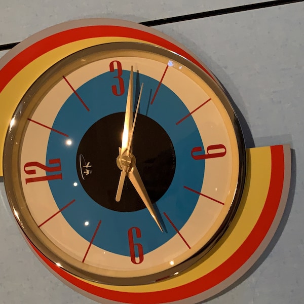 Mid Century Modern Wall Clock - Atomic, Jetsons, Retro Style for Home ...