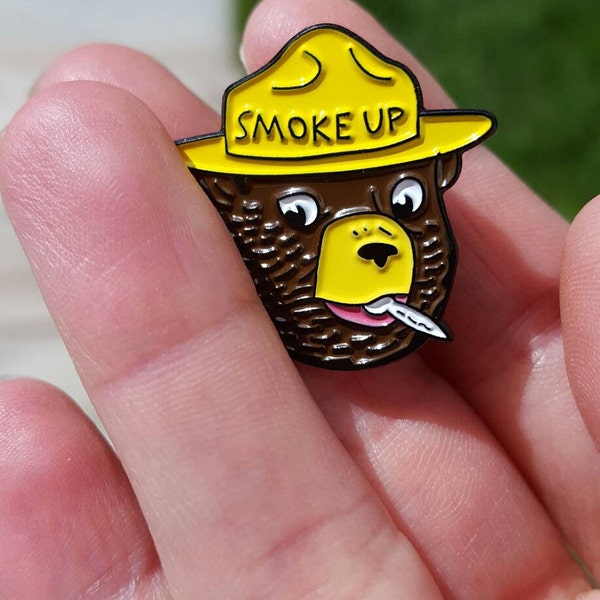 SMOKE UP! - Enamel Pin by California Doom - Etsy