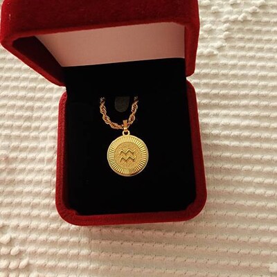 Gold Bubble Initial Necklace - Etsy