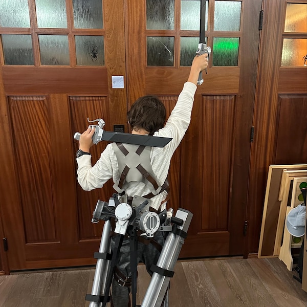 3D Printed Attack on Titan ODM Gear – Cosplay Prop Kit - Etsy