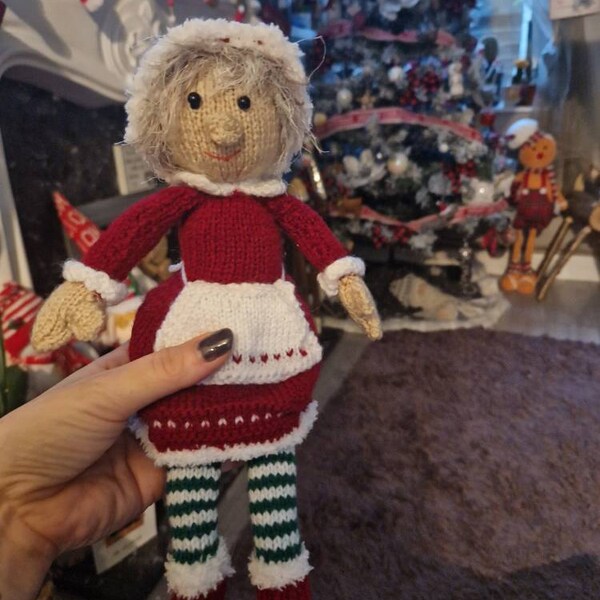 Knitting Pattern. PDF Digital Download. Mrs Claus Shelf Sitter Pattern ...