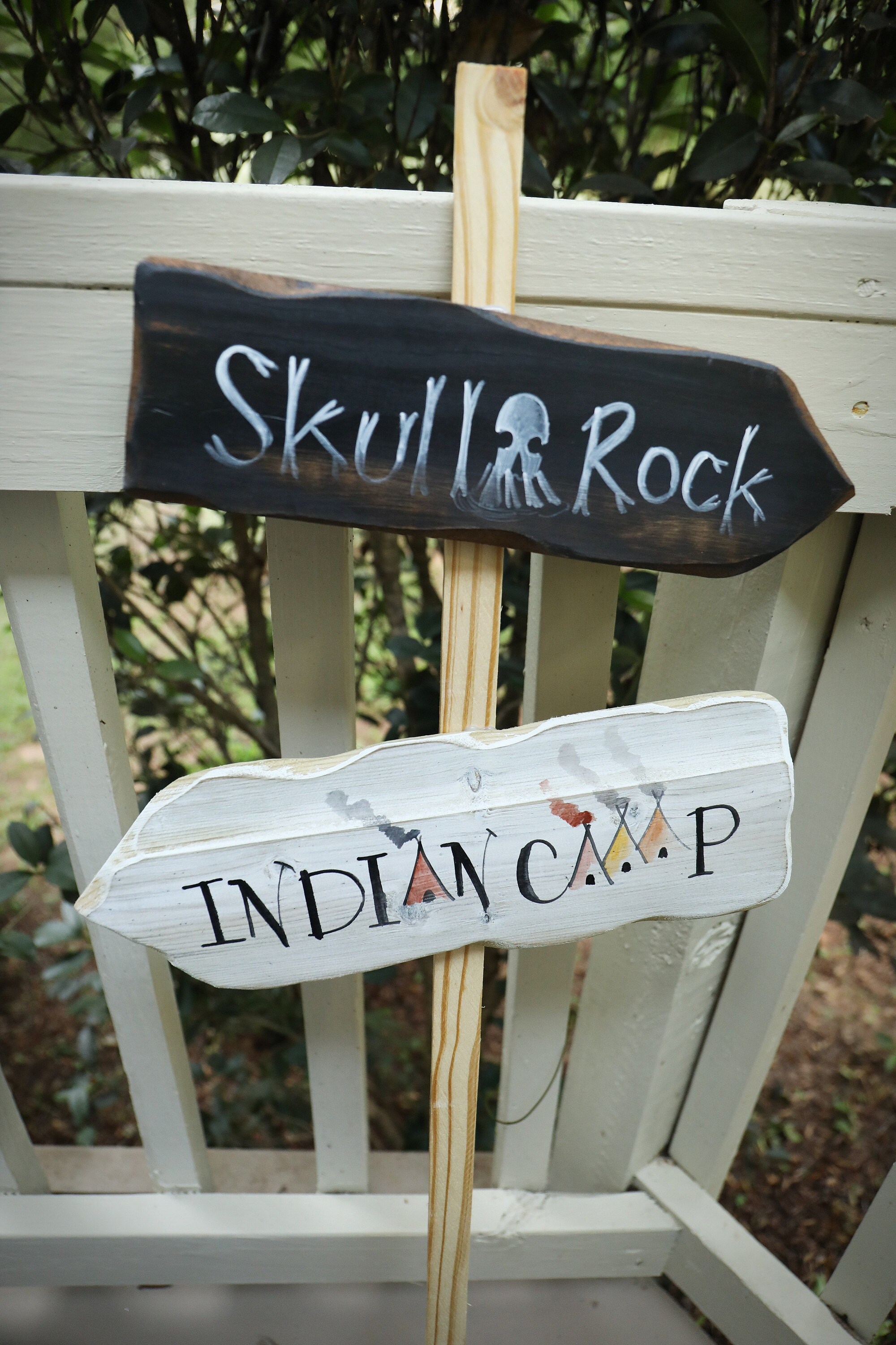 Peter Pan inspired Single & Multi pack signpost signs Neverland Lost ...