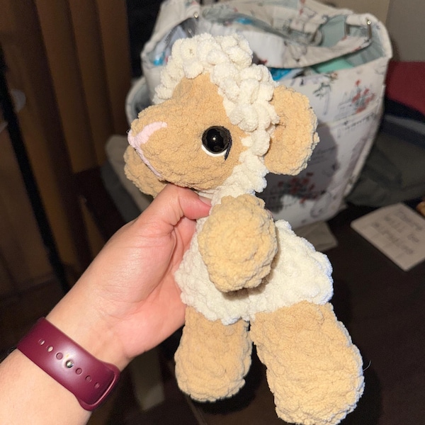 Lenni the Lamb Crochet Pattern | No Sew Low Sew Crochet Amigurumi ...