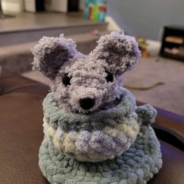 NO SEW!! Tabby Teacup Popping Desk Pal, PDF Pattern, Crochet Pop ...