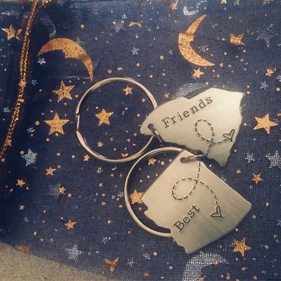 Best Friends Map Custom Long Distance Friendship State Key Chain Set of ...