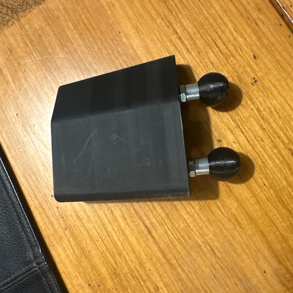 Mercedes Sprinter Dash Cubby Ram Single Ball Mount/adapter With USB ...