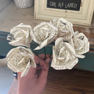 Alice's Adventures in Wonderland Book Paper Flower Bouquet Made From ...