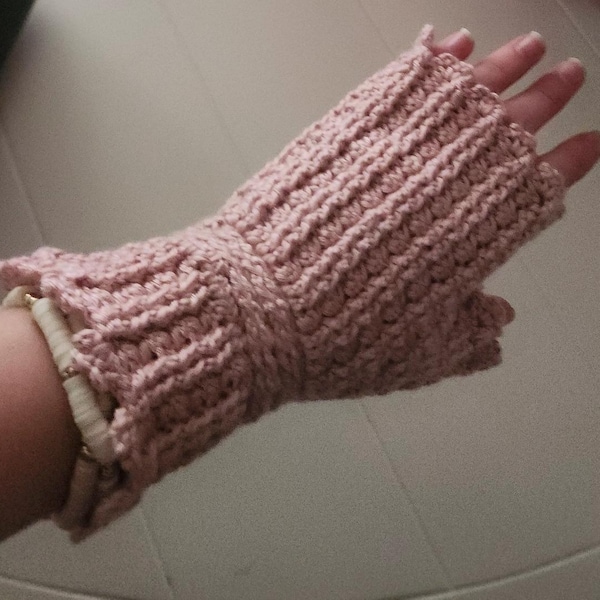 Crochet Pattern Trieste. Crochet Fingerless Gloves PDF Pattern. Modern ...