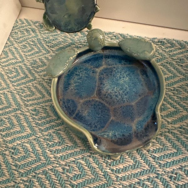 Handmade Turtle Spoon Rest With Unique Blue Green Shell Pattern Glaze ...