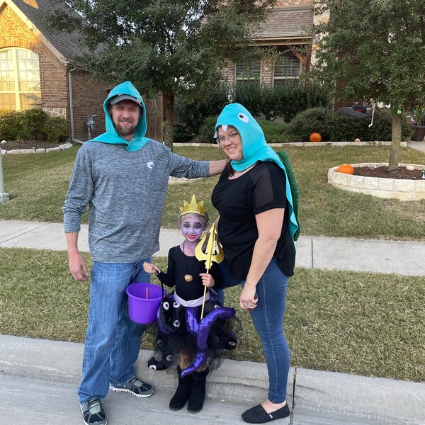 Eel Cape, Electric Eel Cape, Halloween Costume or Dress up Cape - Etsy