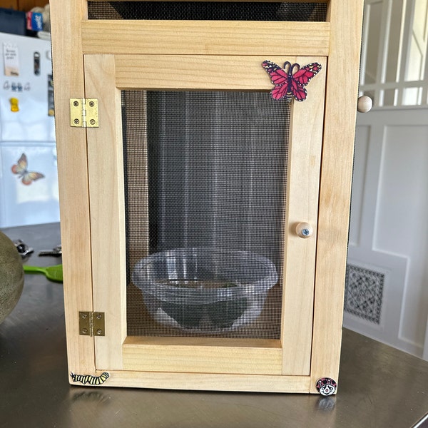 Monarch Butterfly Standard Wood-frame Enclosure & Screenroom Habitat ...