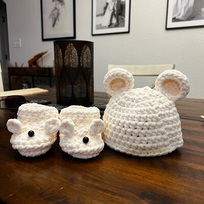 CROCHET PATTERN Bear Baby Hat and Booties Set Newborn Photo Prop ...