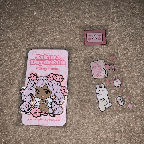 Lumalee | Glitter Gamer Sticker | Super Mario | 3.5" | Holographic ...