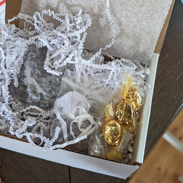 Sending PEACE LOVE & COMFORT Sending Comfort Gift Box Comfort Gift ...