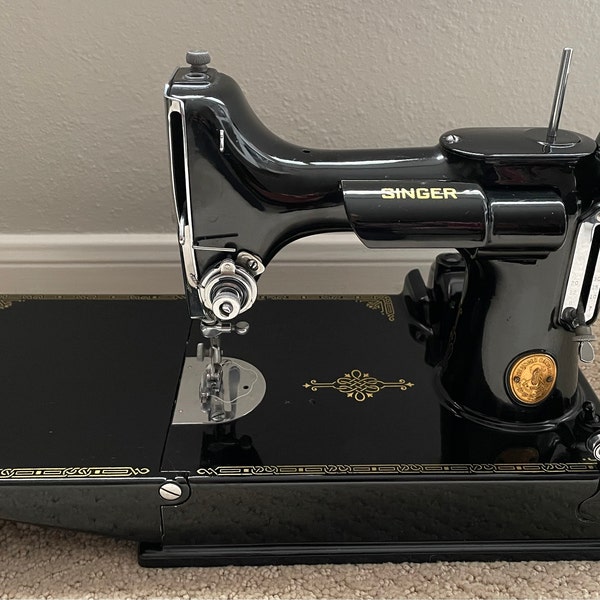 Singer Featherweight 221 Sewing Machine Custom Painted Color of Choice ...